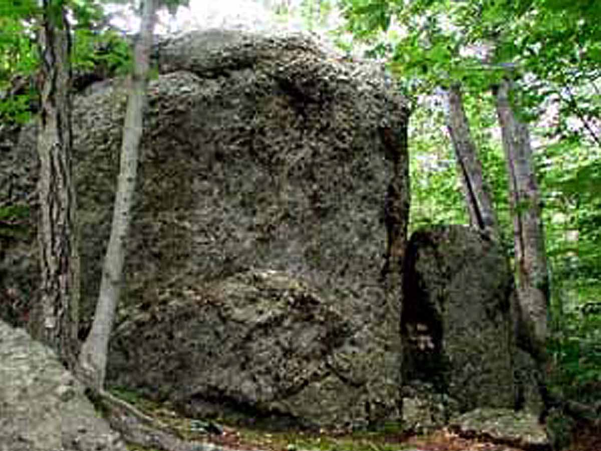 Anawan Rock, Rehoboth – Sowams Heritage Area
